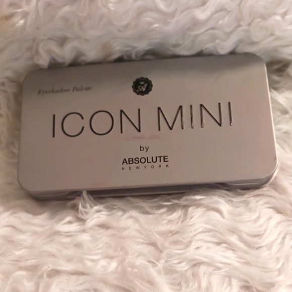 ICON | Makeup | New Icon Mini Pallet 52 | Poshmark